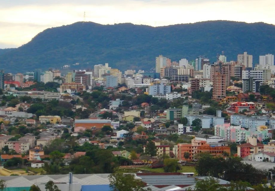 Ônibus de Anápolis, GO para Santa Maria, RS com descontos